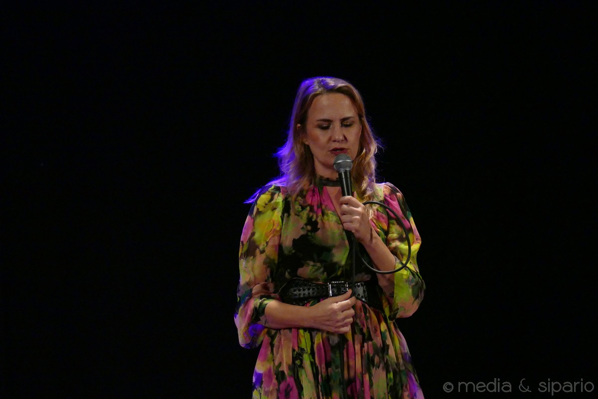 Stand Up Women Comedy: Tri is megl che uan (recensione)